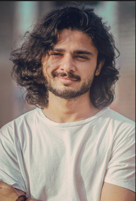 6 Best Pakistani Vloggers you need to follow right now - Diva Magazine