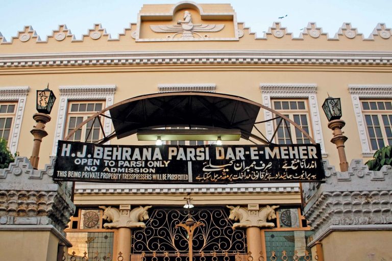 20 Iconic Places in Saddar That Every Karachiite Needs to Know! - Diva ...