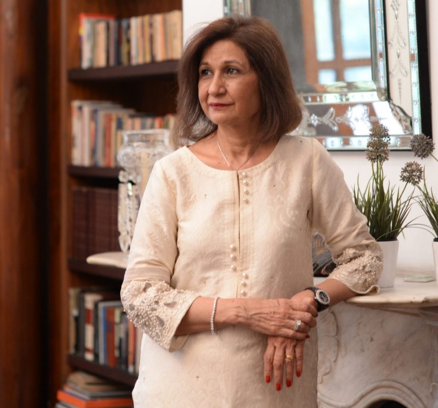 Breaking The Glass Ceiling: 11 Most Noteworthy Female Executives of ...