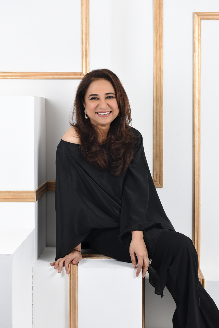 Breaking The Glass Ceiling: 11 Most Noteworthy Female Executives of ...